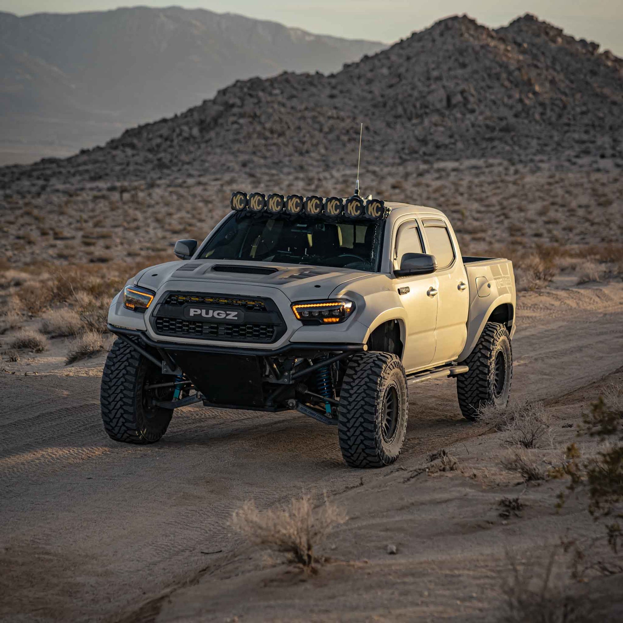 2016-2023 Toyota Tacoma Fenders | Fiberglass Flared Fenders - ADV ...